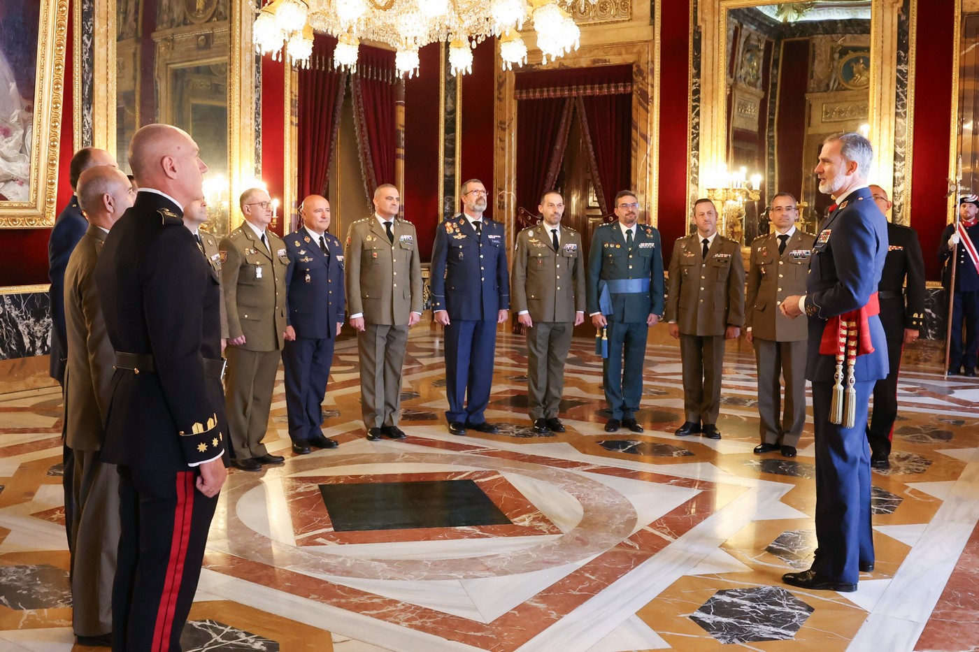 InicioActividades y Agenda - Audiencia militar a un grupo de coroneles