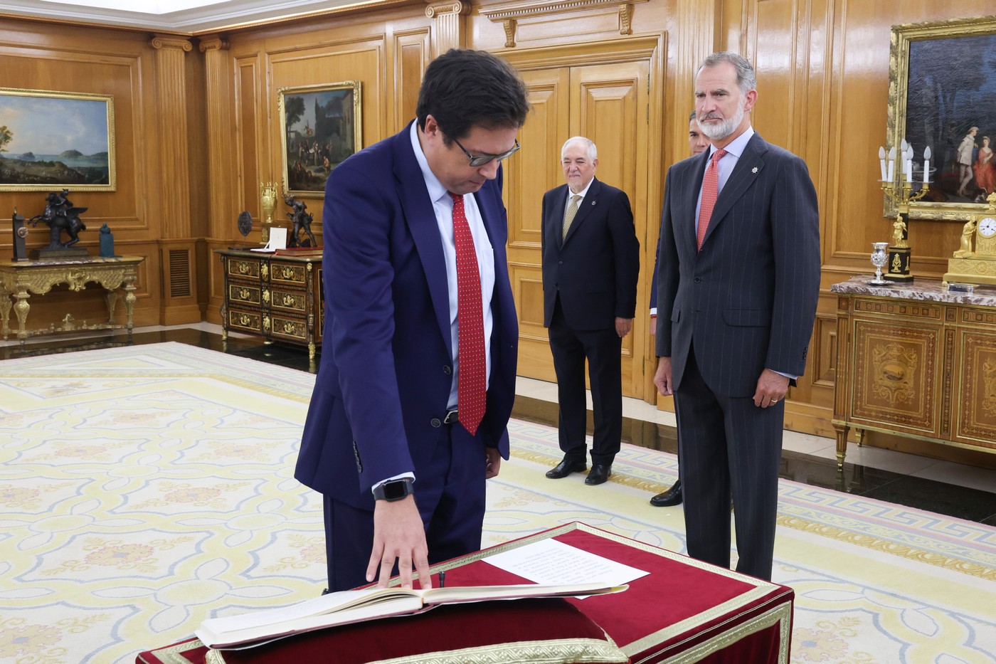 InicioArchivo Multimedia - Promesa del nuevo ministro para la ...