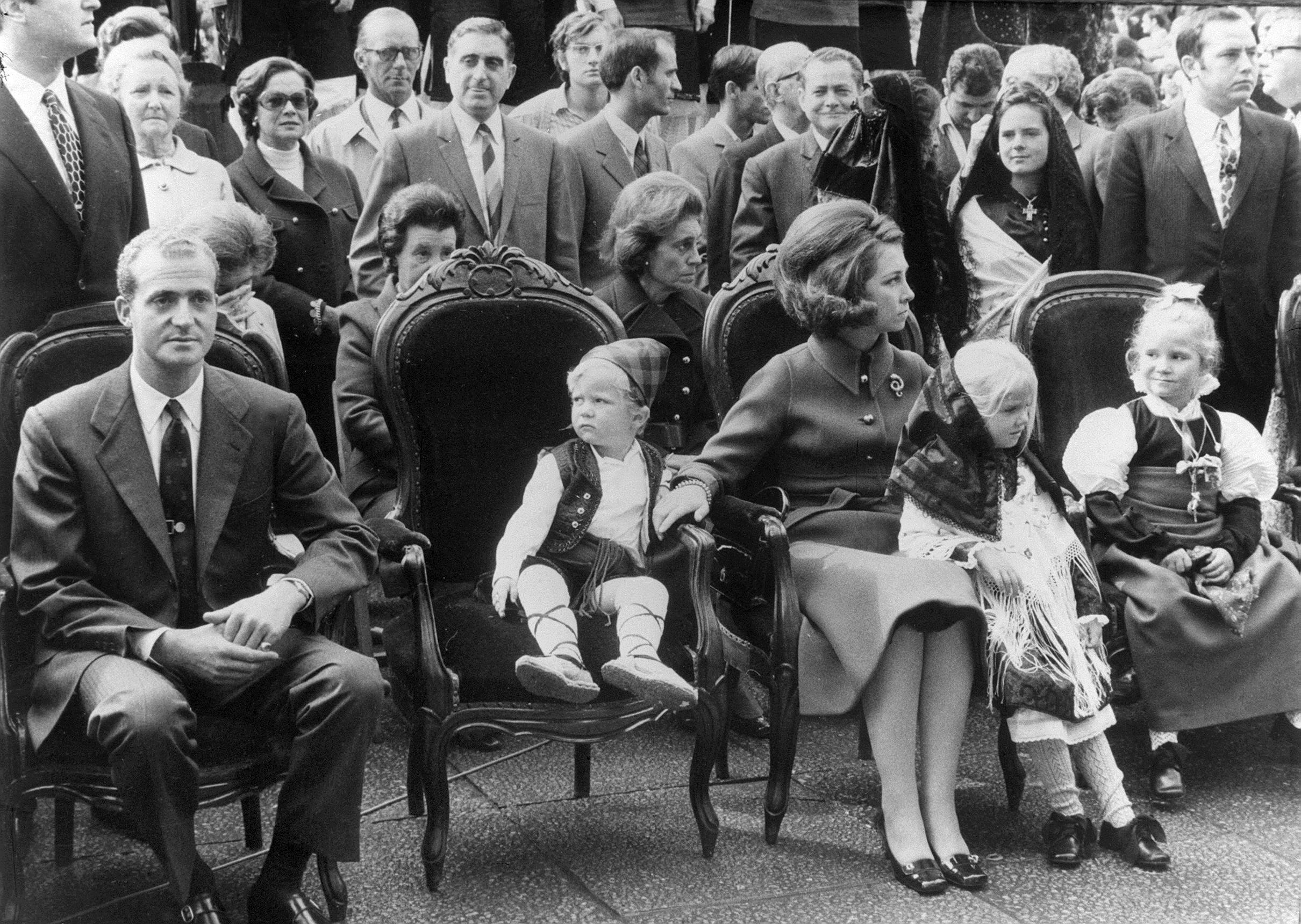 Inicio S M El Rey Don Juan Carlos Biografía
